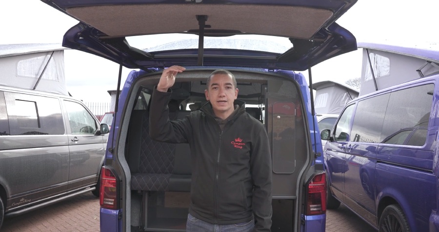 VW Transporter - Tailgate or Barn Doors?